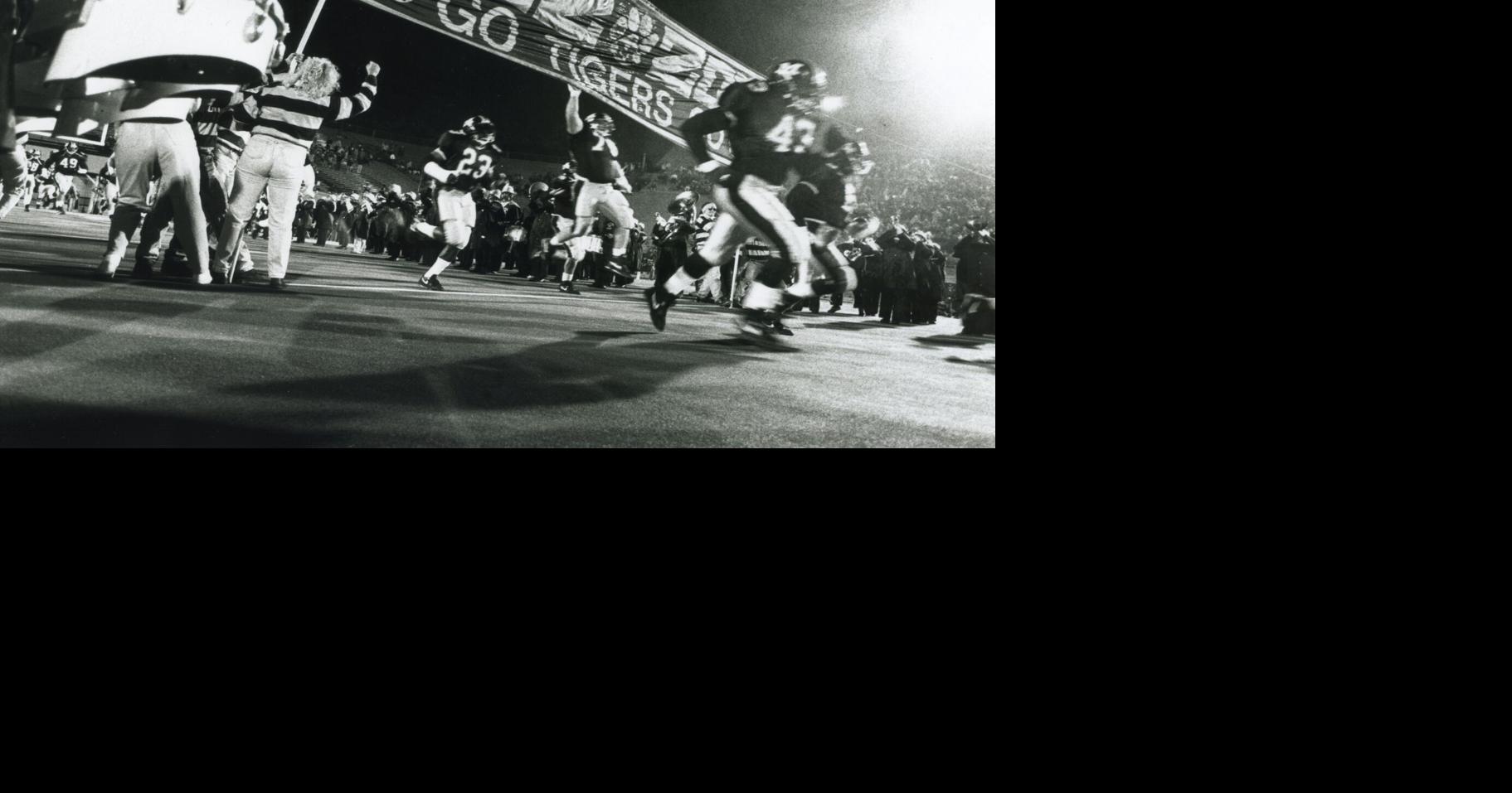 Thursday Night Lights: The first night game in Memorial Stadium history ...