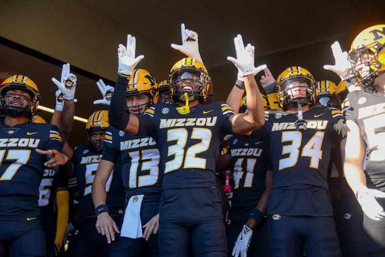 Home Cookin'! Veteran QB returns from injury, guides No. 19 Mizzou to big comeback | Mizzou ...
