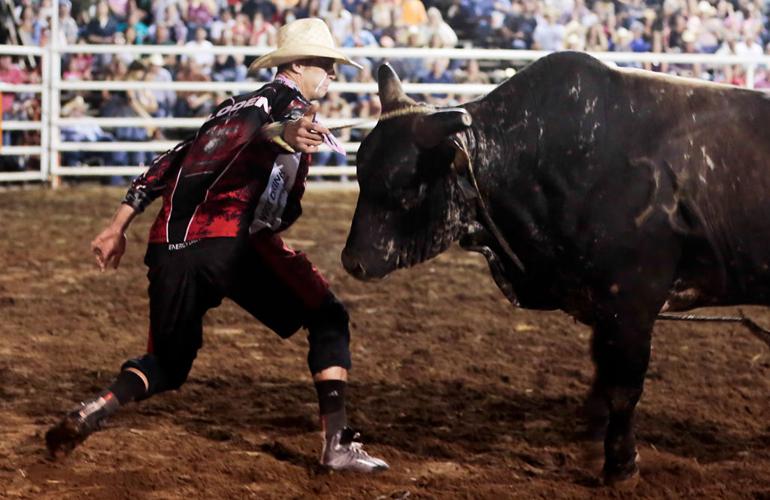 Bulls, riders return to Ashland for rodeo's 40th year | Local ...