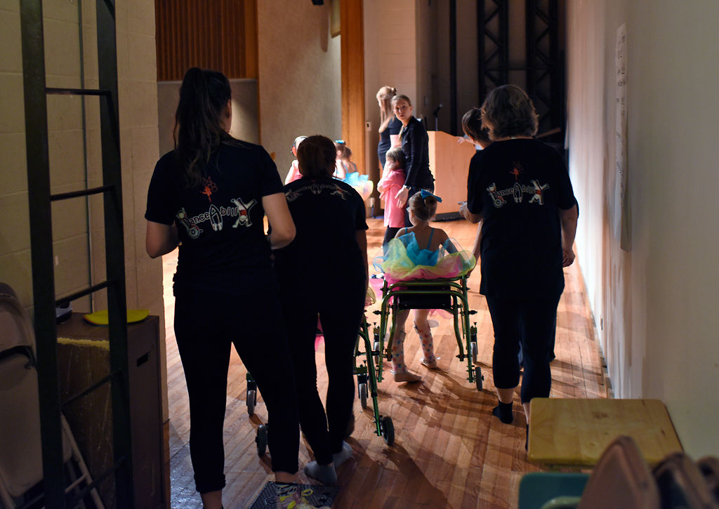 DanceAbility gives opportunity to students with disabilities | Local ...