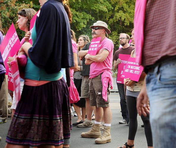 Columbia rally sparks debate over women's issues | Local ...