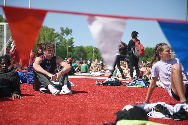 Southern Boone's Burns defends 1,600-meter title in Day 1 at MSHSAA ...