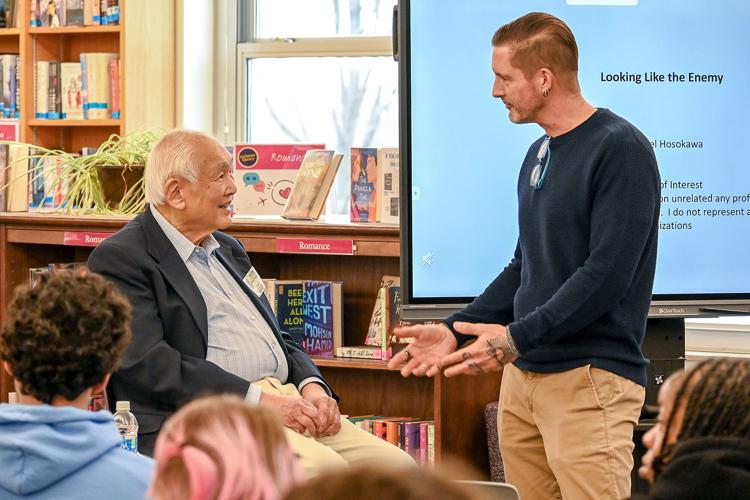 Japanese internment camp survivor tells his story to Hickman students ...