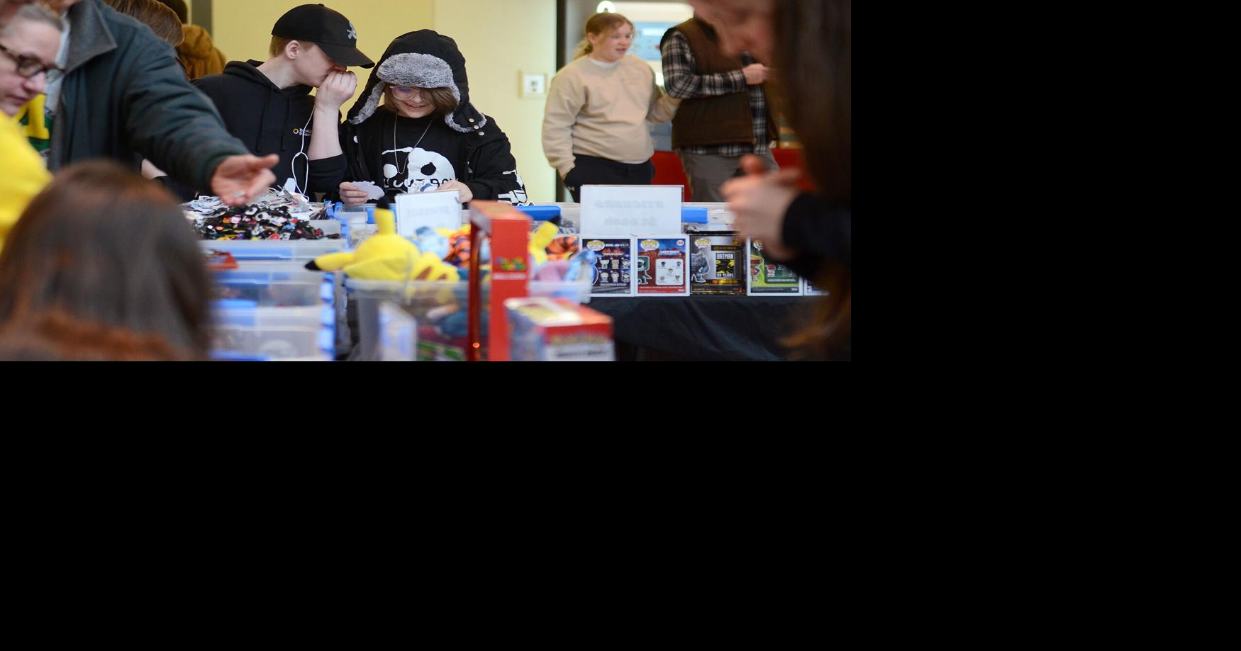 Pop culture wave hits Columbia Mall | Visuals | columbiamissourian.com