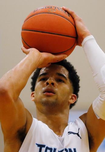 Tolton basketball standout Coban Porter out with torn meniscus | Prep ...