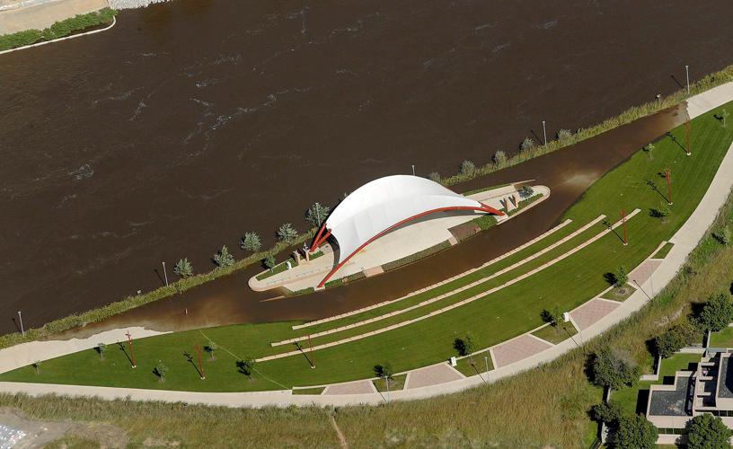 Making room for the river: Communities look at nature-based solutions ...
