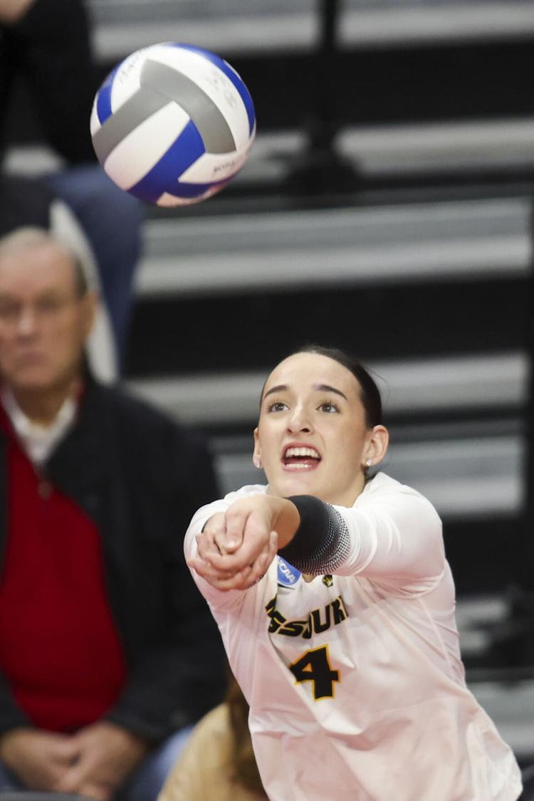 Mizzou OH Iliff, former Rock Bridge star Ella Swindle tabbed preseason ...