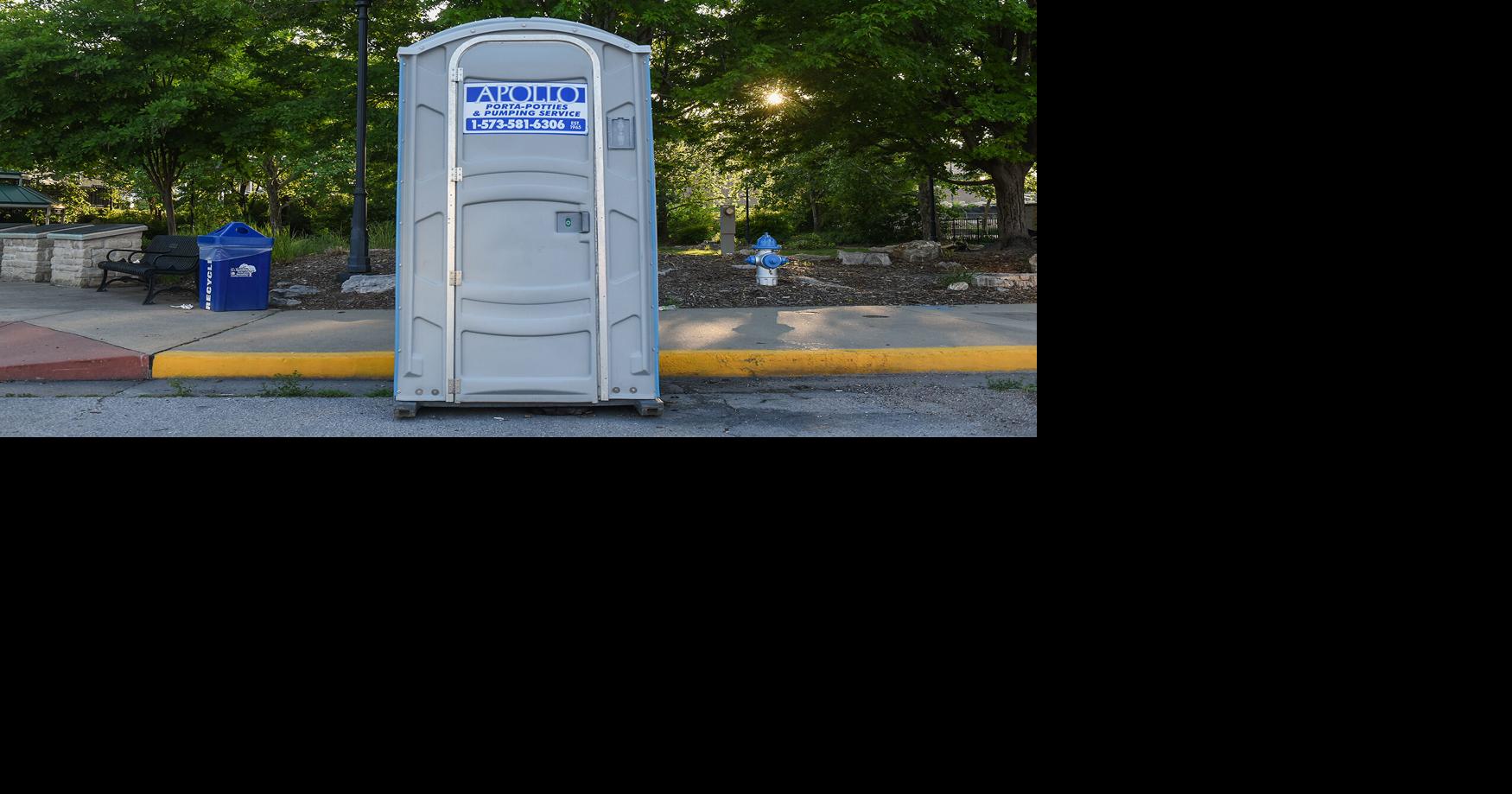 Homeless residents, advocates call for more public toilets downtown ...