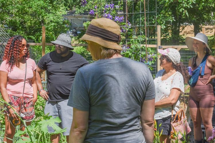 Edible Columbia Garden Tour explores successful urban gardens | News ...