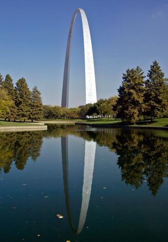 gateway arch located