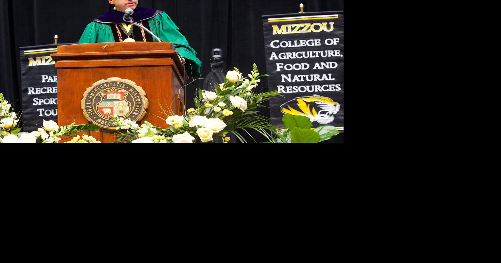 Nearly 1,700 Mizzou students become alumni during winter commencement ...
