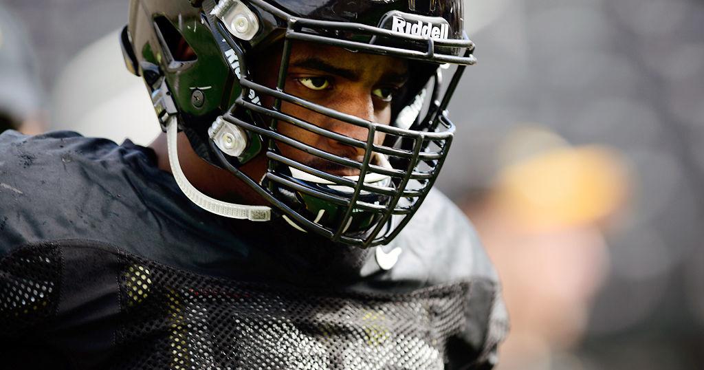 Missouri football player Harold Brantley seriously injured in a one-car ...