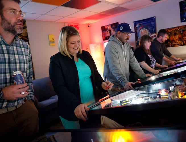 Ping ping ping! Columbia Pinball League wraps up fall season | Local ...