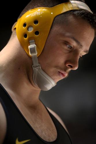 No. 5 Missouri wrestling drops final home dual of season to No. 3 ...