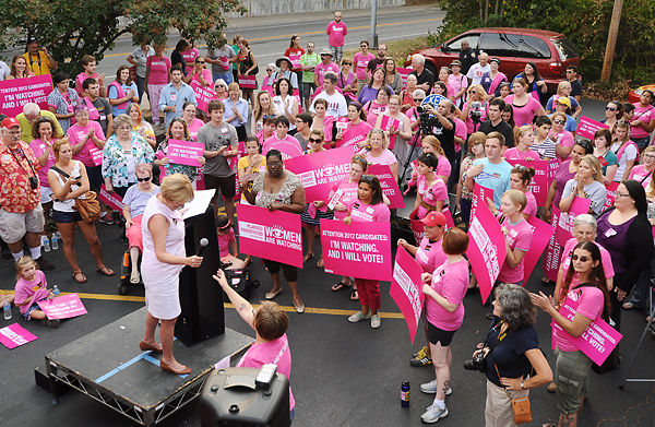 Columbia rally sparks debate over women's issues | Local ...