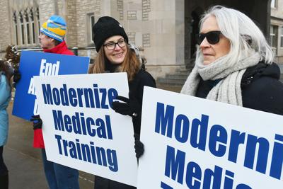 Demonstrators gather to protest live animal use at MU | Higher ...