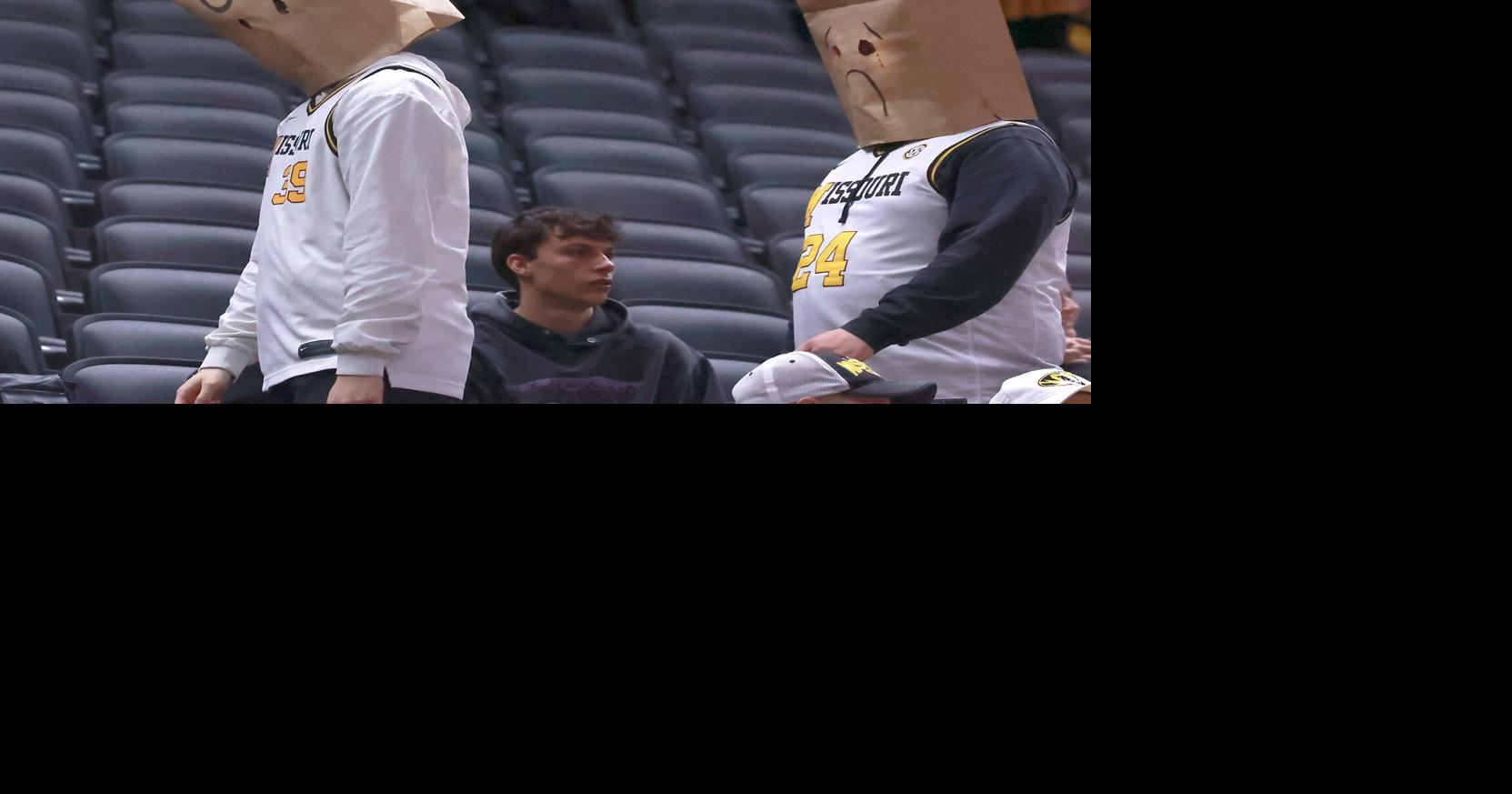 Mizzou fans exit the arena wearing bags over their heads | News ...