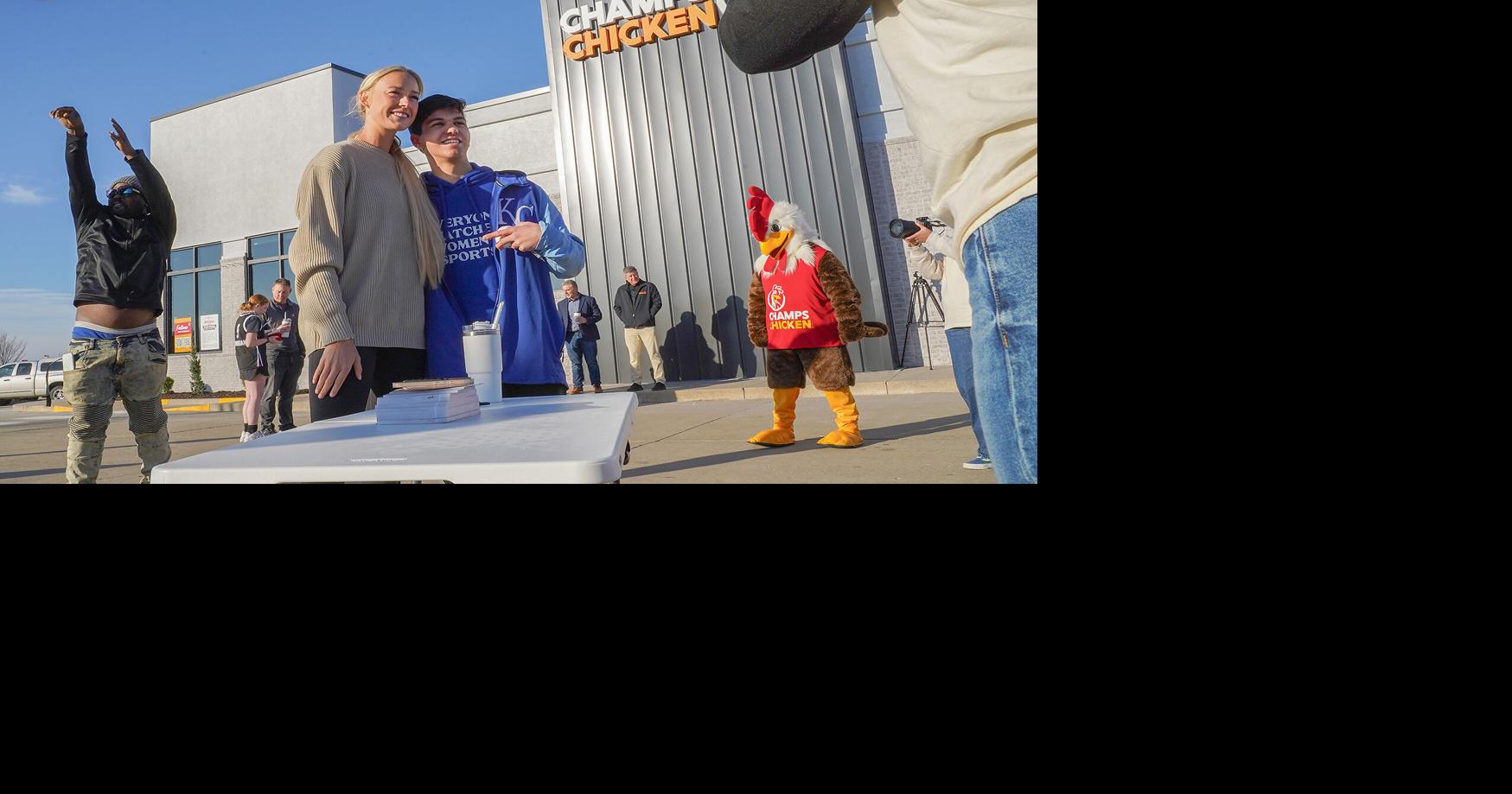 Cunningham returns to Columbia for Champs Chicken grand opening ...