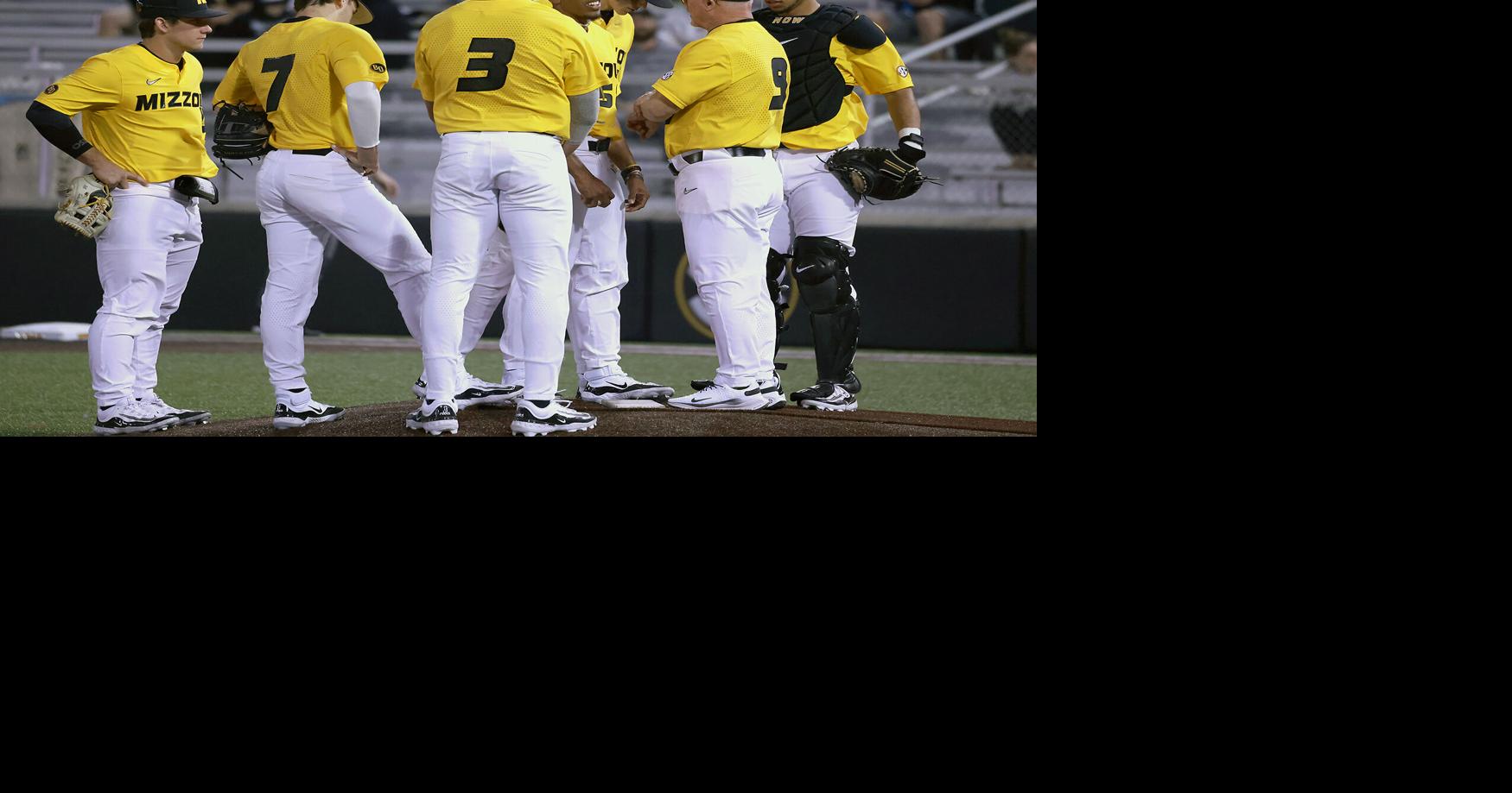 Assistant Coach Tim Jamieson talks to pitcher Miles Garrett | Mizzou ...