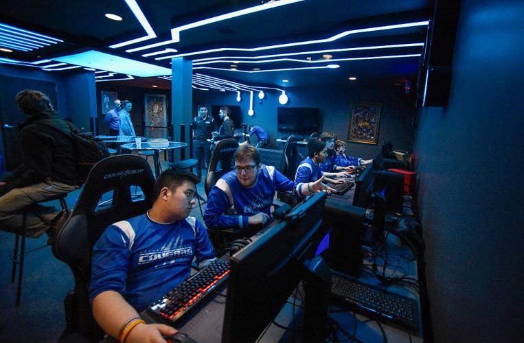 Columbia College's 'League of Legends' players look to future careers ...