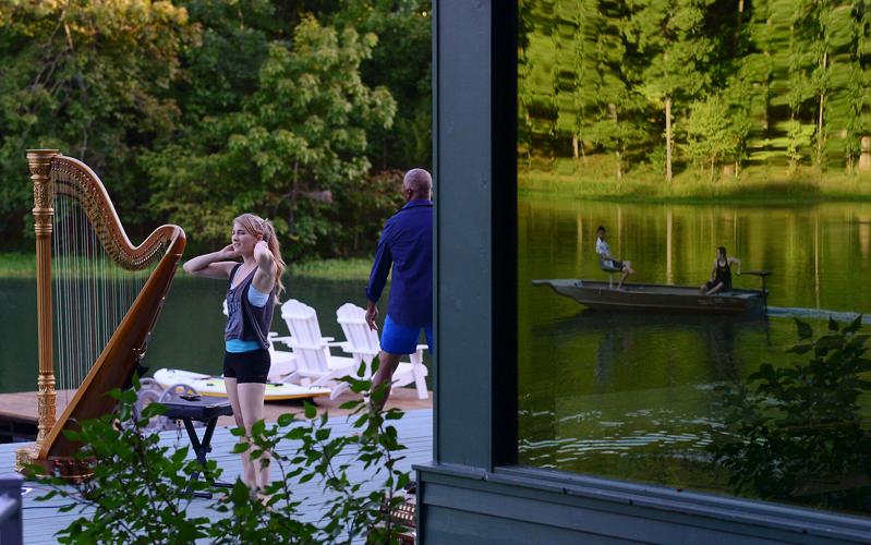 En-plein-air Shakespeare performance makes a splash | Local ...