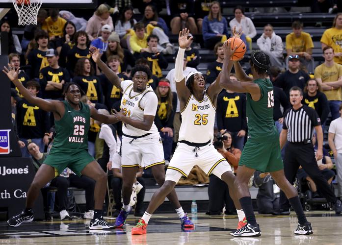 Septet of Tigers post double figures as MU ties largest margin of ...