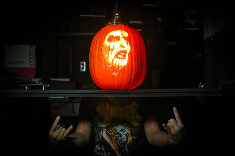 devil pumpkin carving