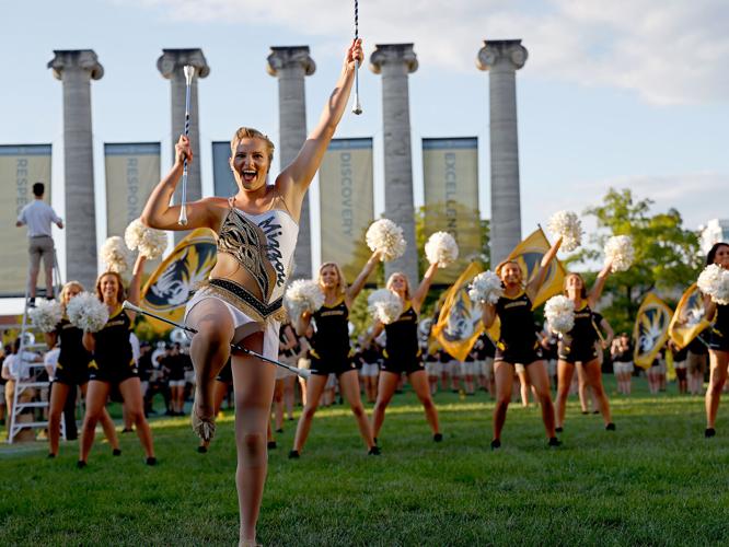 Freshmen continue Tiger Walk tradition | | columbiamissourian.com