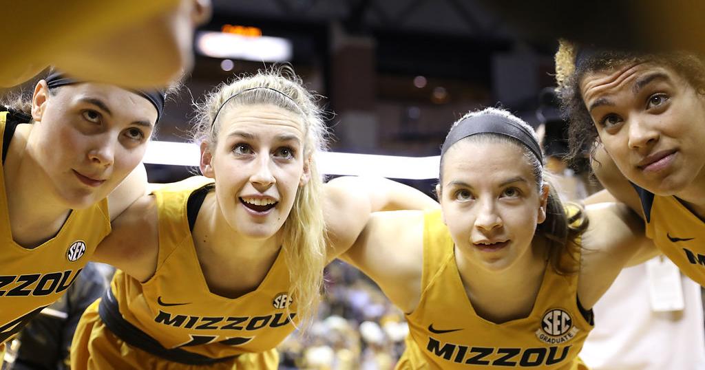 Cunningham sisters add flair to final game together in Columbia ...