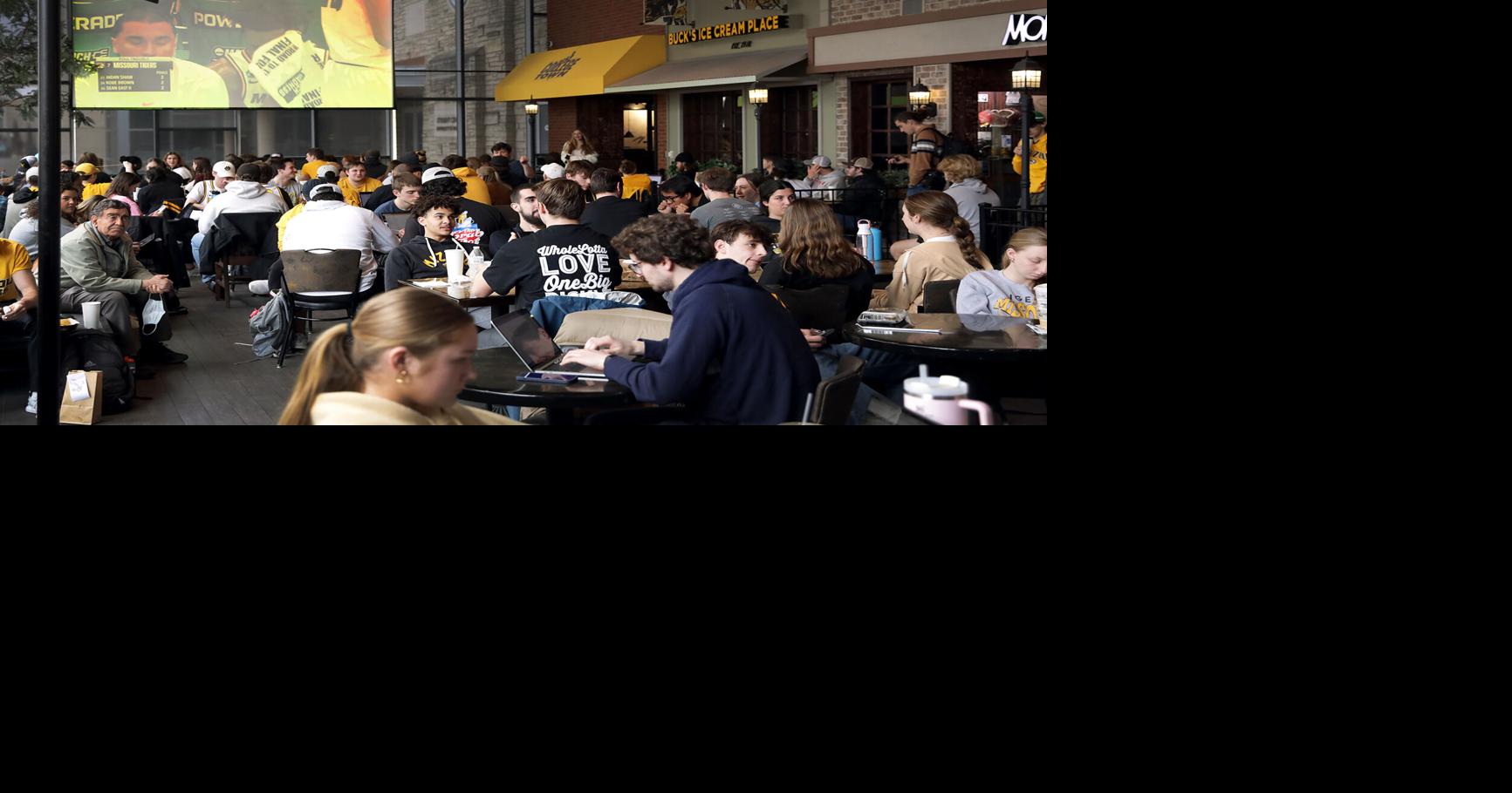 MU Student Center offers many dining experiences | Collegetown ...