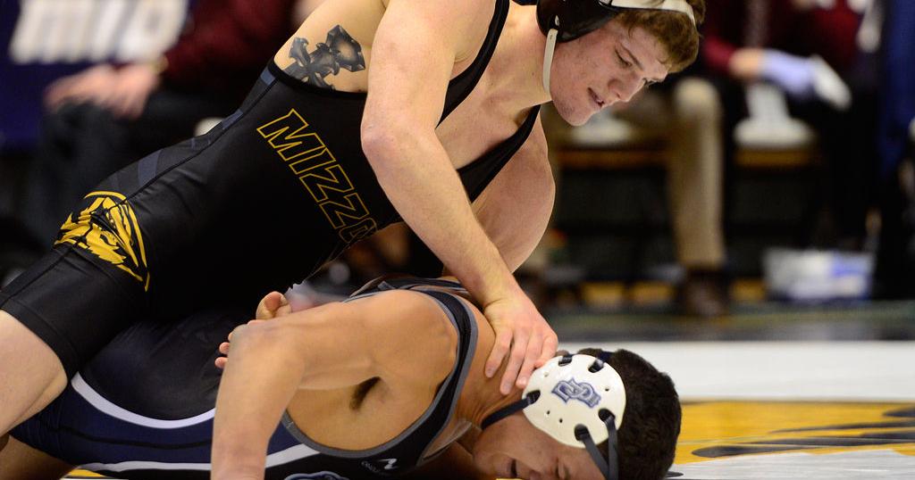 Former Missouri wrestler Drake Houdashelt transitions to coaching role ...