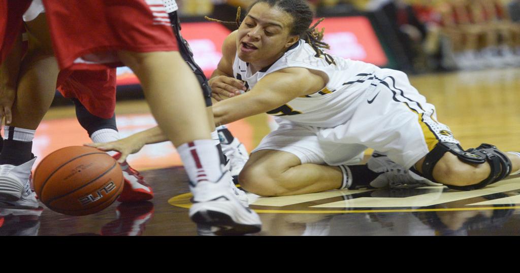 Bree Fowler shoots, defends to help Missouri women's basketball team ...