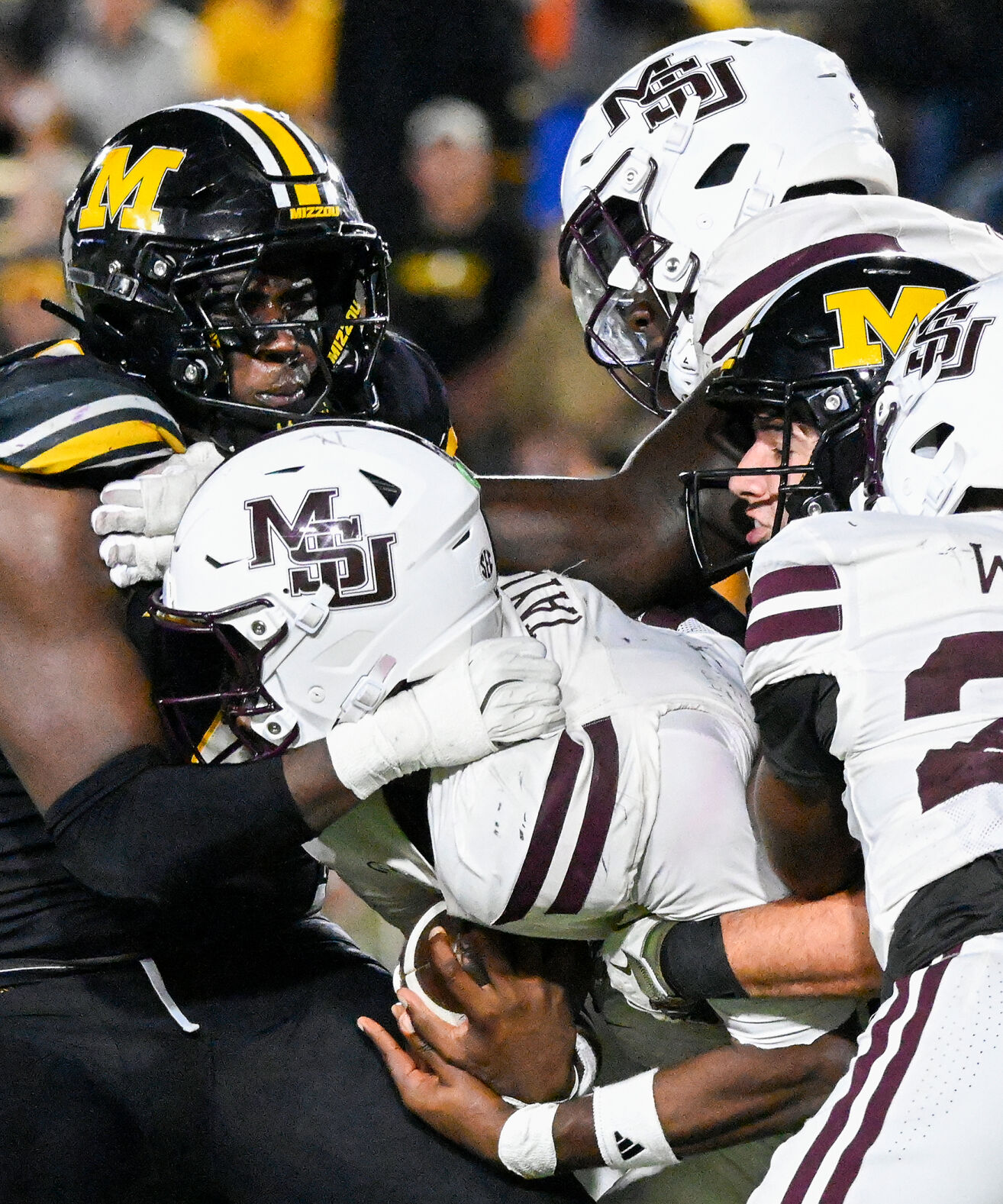 Hale and Hardy: Prolific running, powerful pass rush carry Mizzou to ...