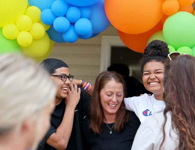 Columbia family, volunteers celebrate completion of Habitat for ...