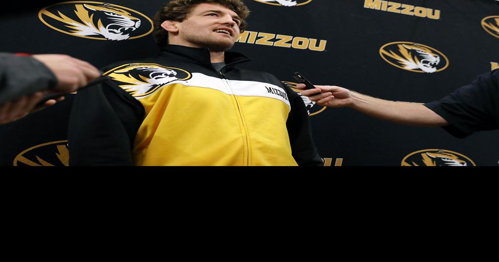 PHOTO GALLERY: MMA fighter Ben Askren visits Hearnes Center | Photos ...