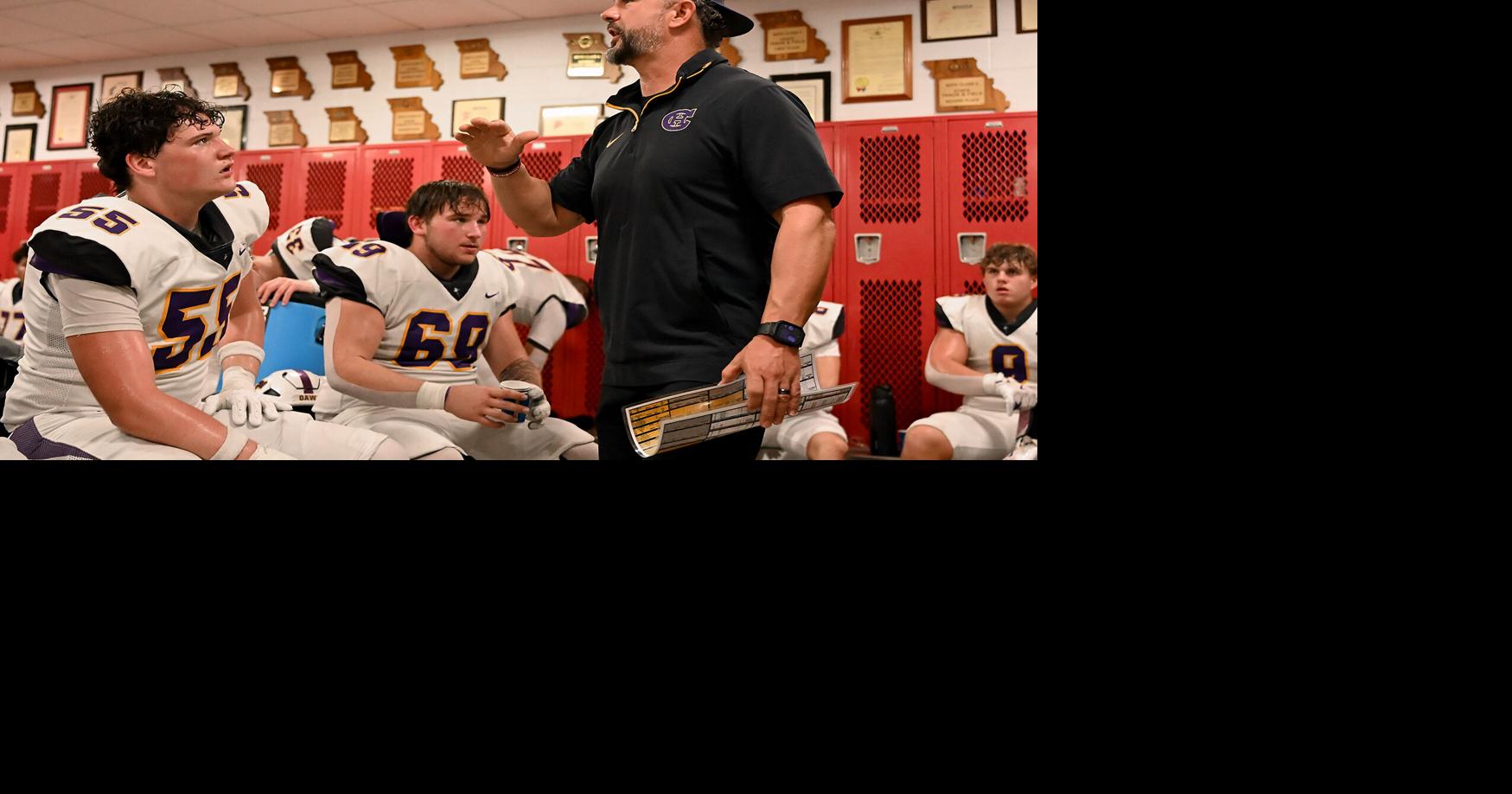 Hickman routs Jefferson City 41-6 for historic road rivalry win | Hickman | columbiamissourian.com