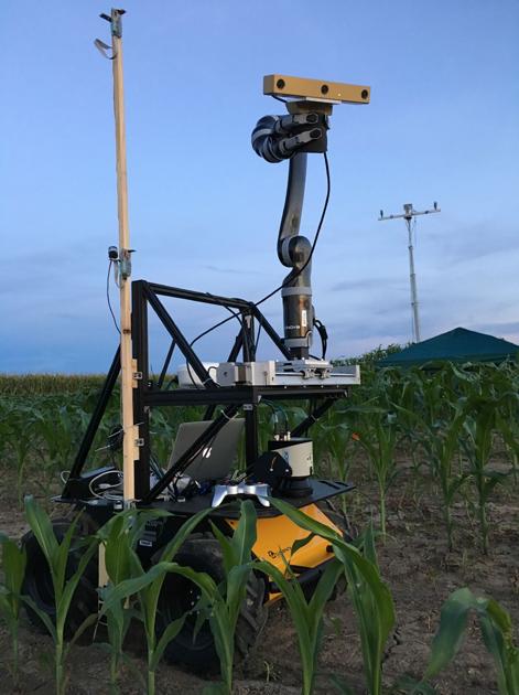 MU has developed robots that help analyze soybean and corn crops ...