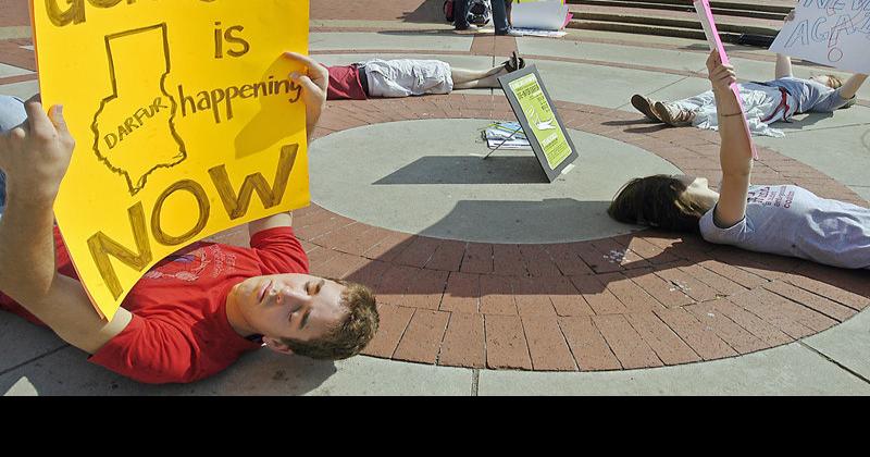 Protesting genocide | Local | columbiamissourian.com