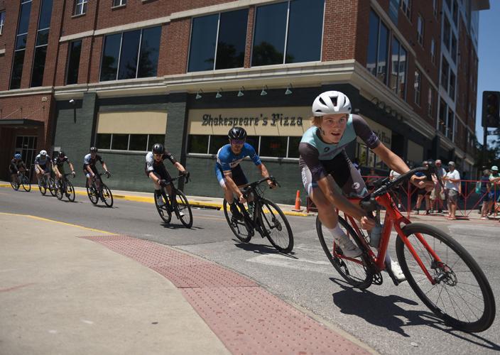 30 photographers. 4,429 photographs; 2023 Year in Photos | Photos ...