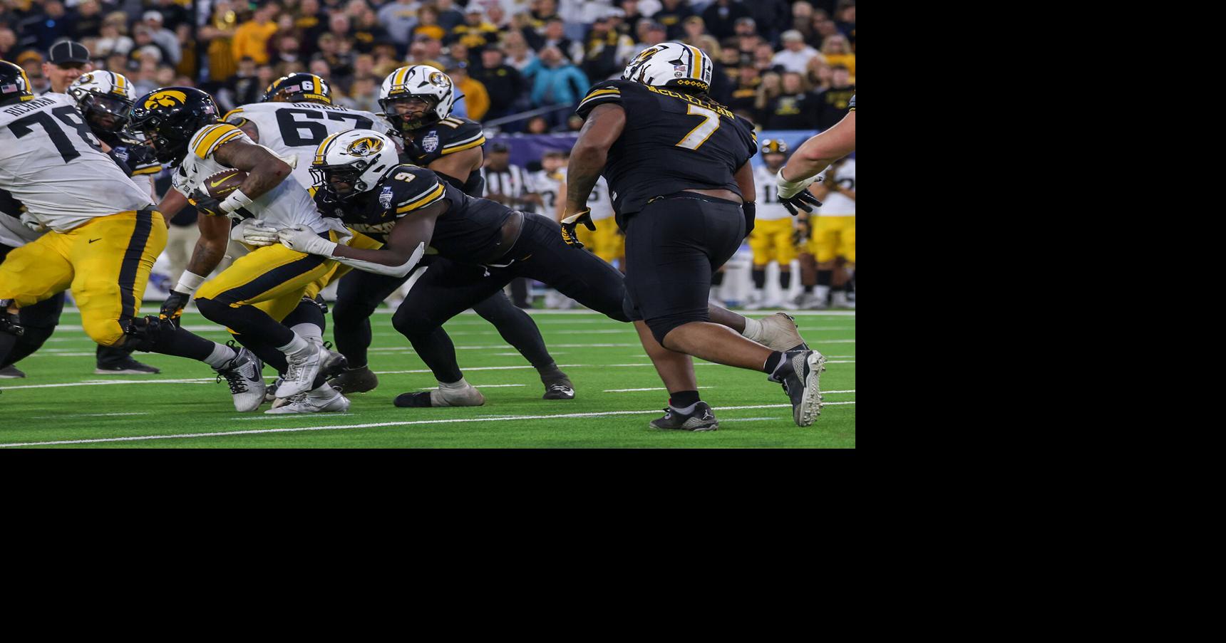 Batoon, defensive players share excitement for 2025 season at spring ...