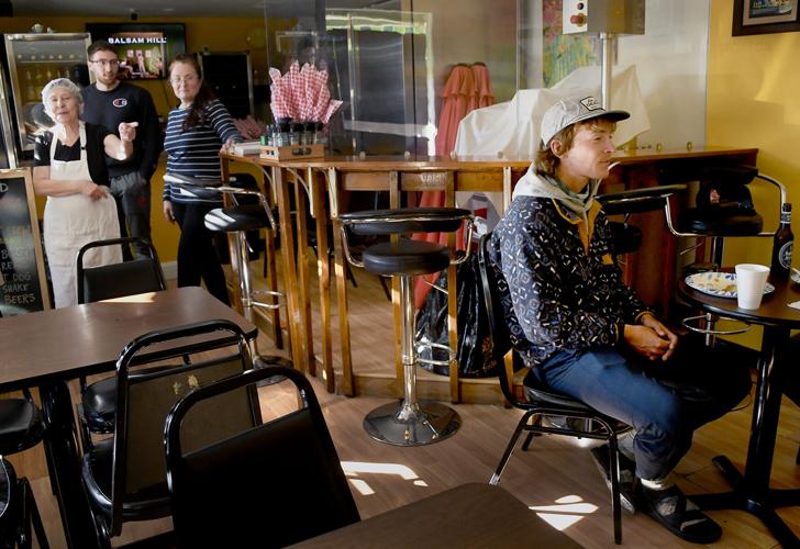 Adventurer Holden Ringer stops in Columbia during walk across U.S ...