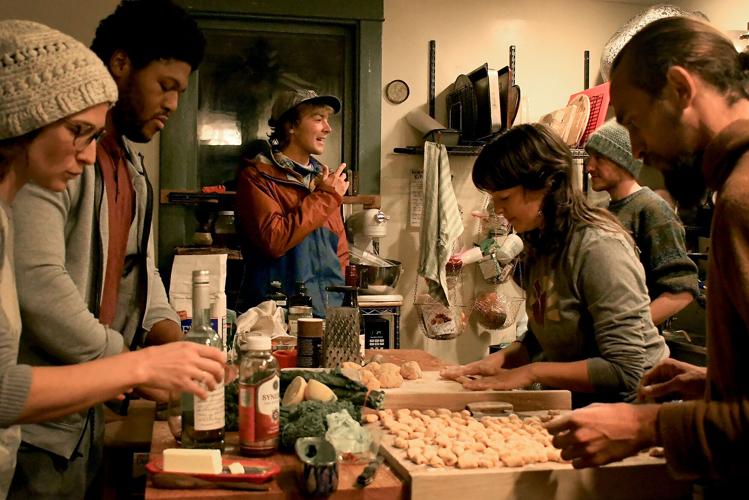 Adventurer Holden Ringer stops in Columbia during walk across U.S ...