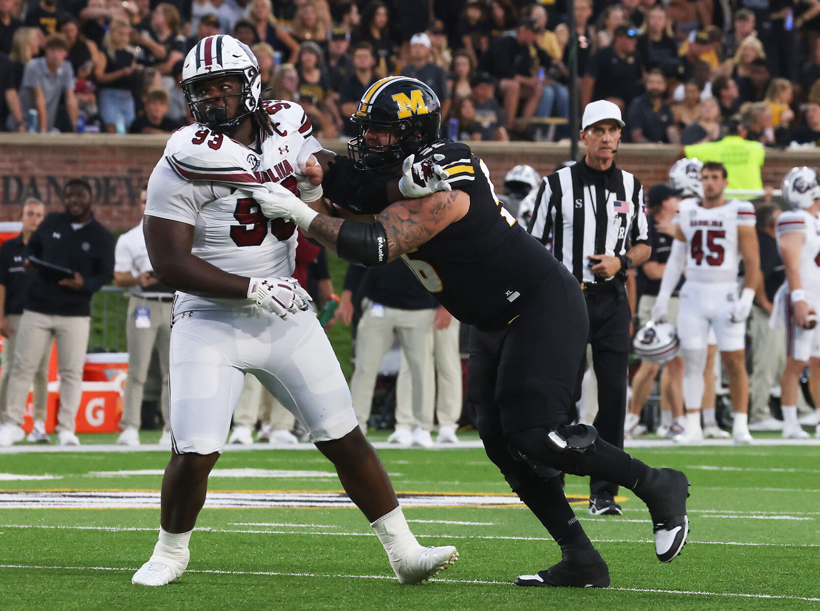 Turnt in the trenches: Mizzou rallies, grinds out Mayor's Cup win over ...