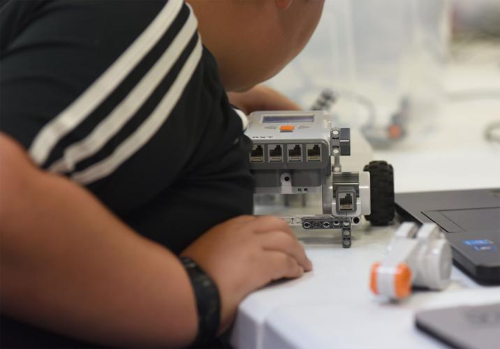 Labspace Robotics offers youth an oasis to explore engineering | News | columbiamissourian.com