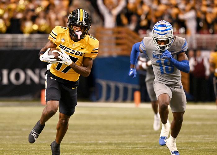 Hometown heroes dazzle in The Dome | Mizzou Football ...