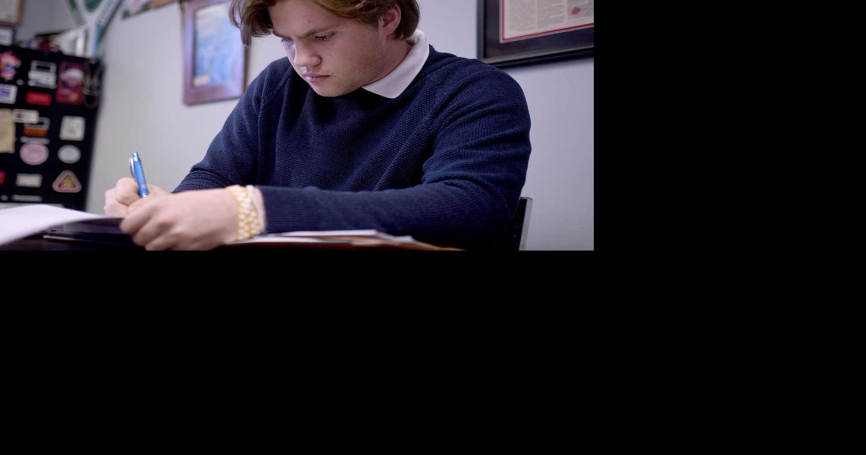 Luke Robb: At 18, he's the youngest real estate agent in Missouri ...