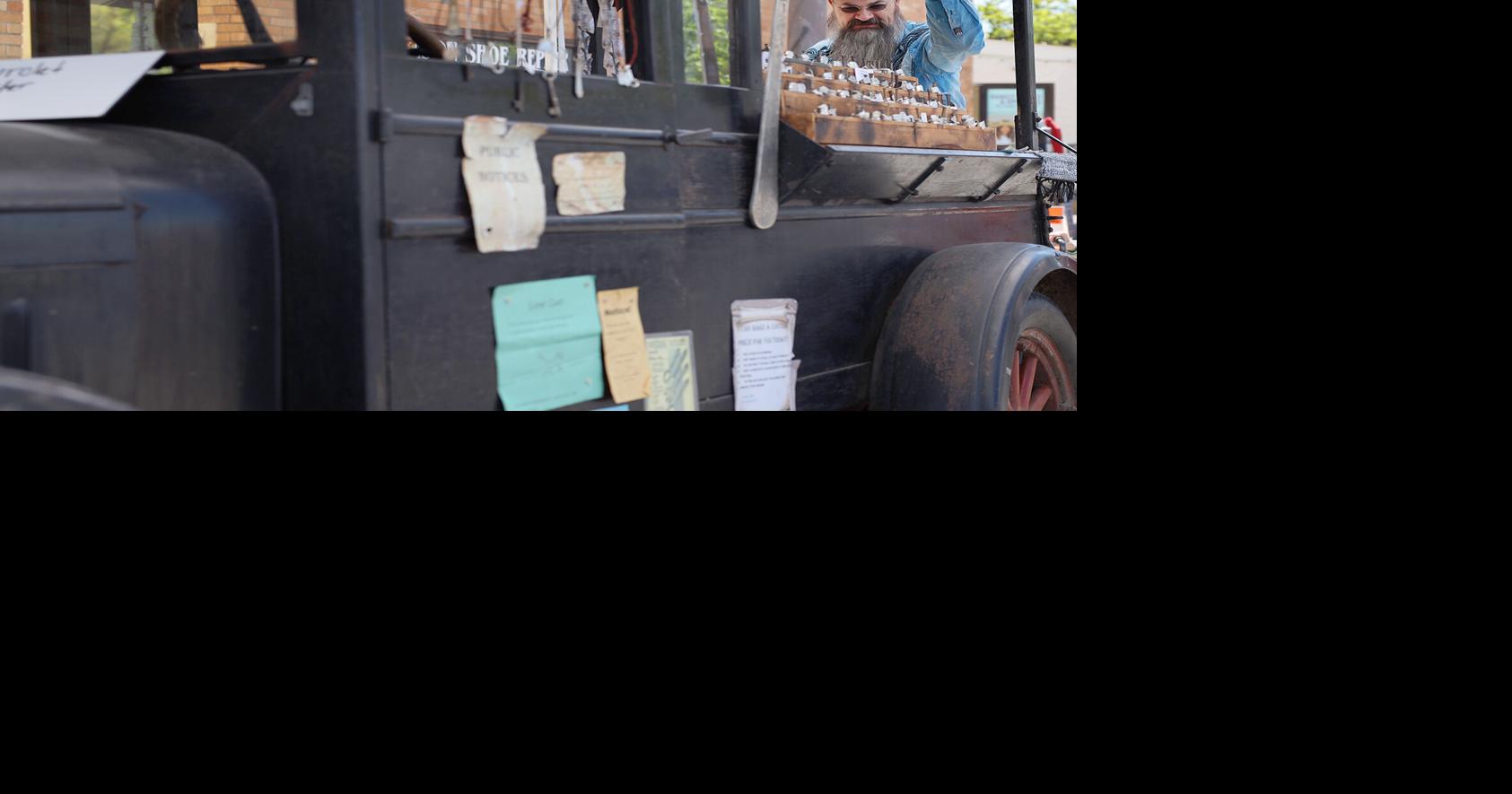 Columbia environment enthusiasts educate at Earth Day fest | Local ...