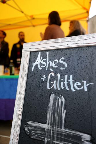 Ashes To-Go | Visuals | columbiamissourian.com