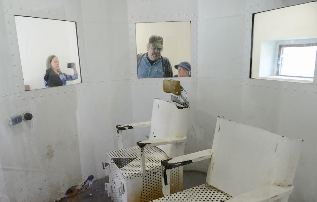 Escape to prison on a Missouri State Penitentiary tour | Central ...