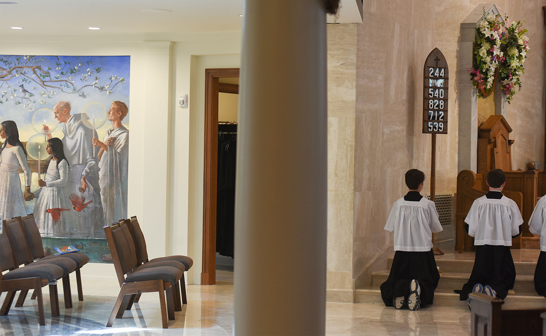 Mid-Missouri Catholics celebrate pope's life with memorial Mass | Local ...